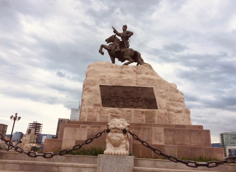 Top Site Travel Guide to Ulaanbaatar, Mongolia – jet lag journaling